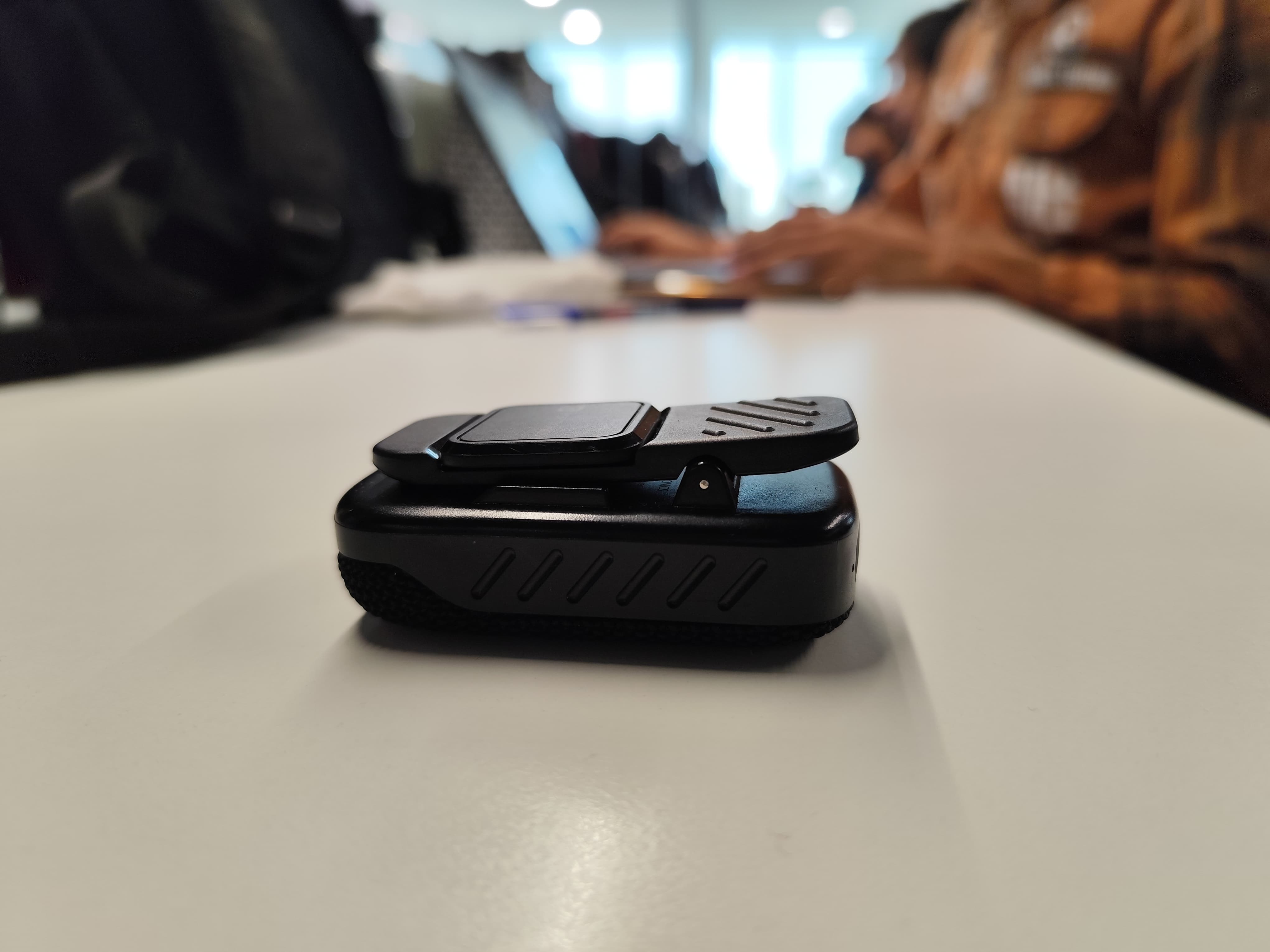 Talk Three Review: छोटू-सा ब्लूटुथ स्पीकर बड़े-बड़े काम में मददगार, दमदार आवाज से लैस और पॉकेट ...